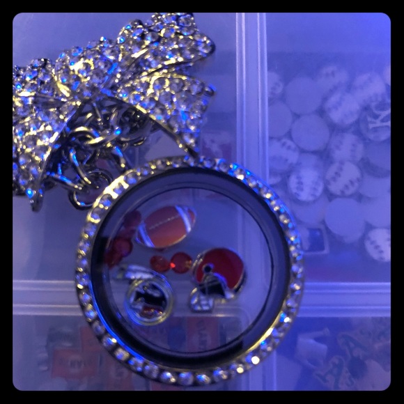 Jewelry | Red Skins Themed Floating Locket | Poshmark